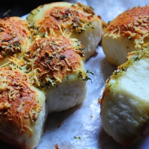 Garlic & Cheese Pull Apart Buns Recipe