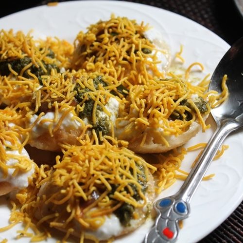 Dahi Puri Recipe | How to Make Dahi Puri at Home
