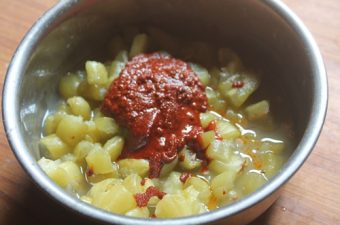 Irumban Puli Achar Recipe - Bilimbi Pickle - Pulichikai Pickle
