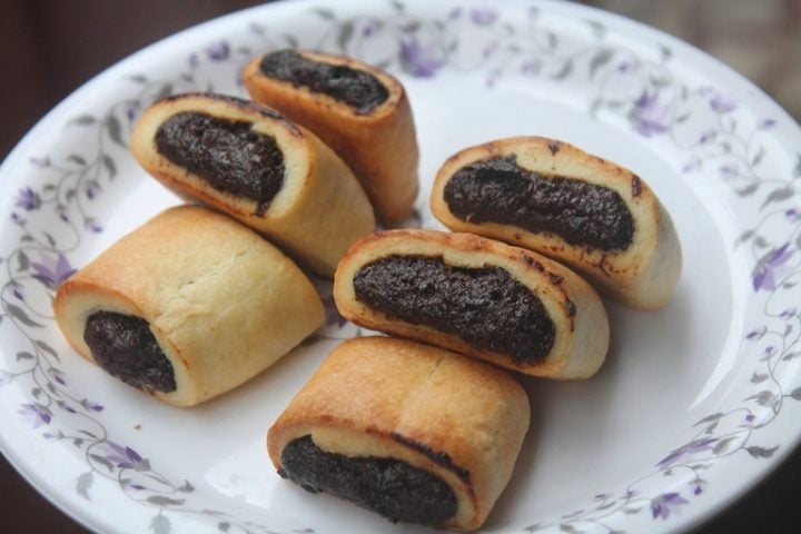 Prune Bars Recipe - Eggless Prune Stuffed Pastry Bars Recipe
