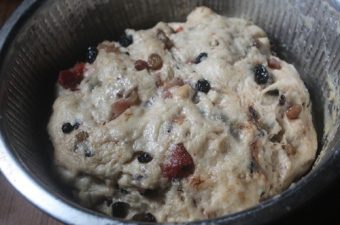 Christmas Spiced Fruit Bread Recipe