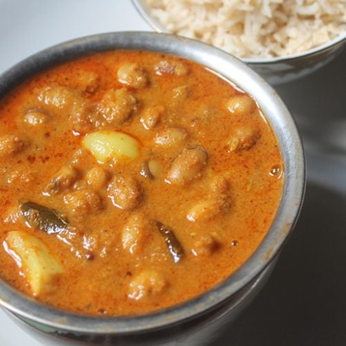 Chettinad Mochai Kottai Kara Kuzhambu Recipe