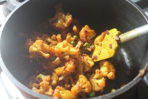 Everyday Gobi Matar Recipe - Cauliflower with Peas