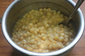 White Peas Curry Recipe (Vatana Masala)