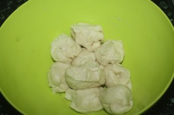 Goan Pao Recipe - Goan Pav Bread Recipe - Pav Rolls