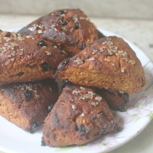 Treacle Scones Recipe - Yummy Tummy Scones Recipe