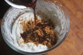 Treacle & Gingerbread Ice Cream Recipe - Ginger Ice Cream Recipe