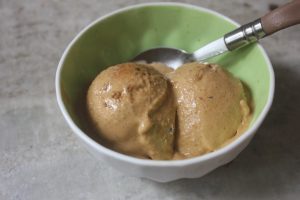 Treacle & Gingerbread Ice Cream Recipe - Ginger Ice Cream Recipe