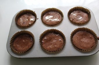 Chocolate Sponge Muffins Recipe | Chocolate Sponge Cupcakes