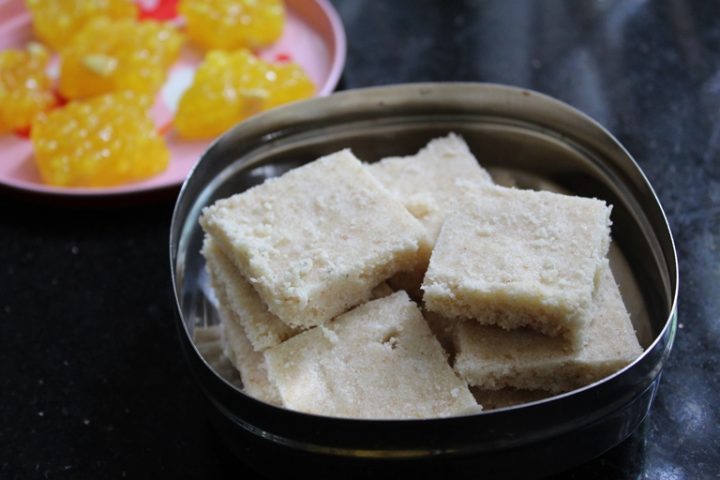 Rava Burfi Recipe - Sooji Barfi Recipe - Easy Diwali Sweets Recipes