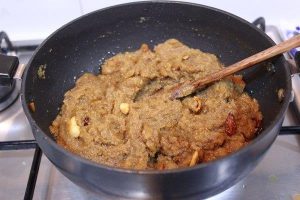 Orappam Recipe - Kerala Style Rice Flour Halwa Recipe