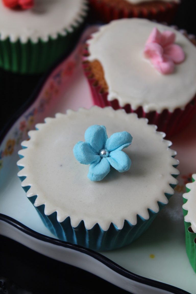 Basic Cupcakes Recipe (Glazed Cupcakes Recipe)