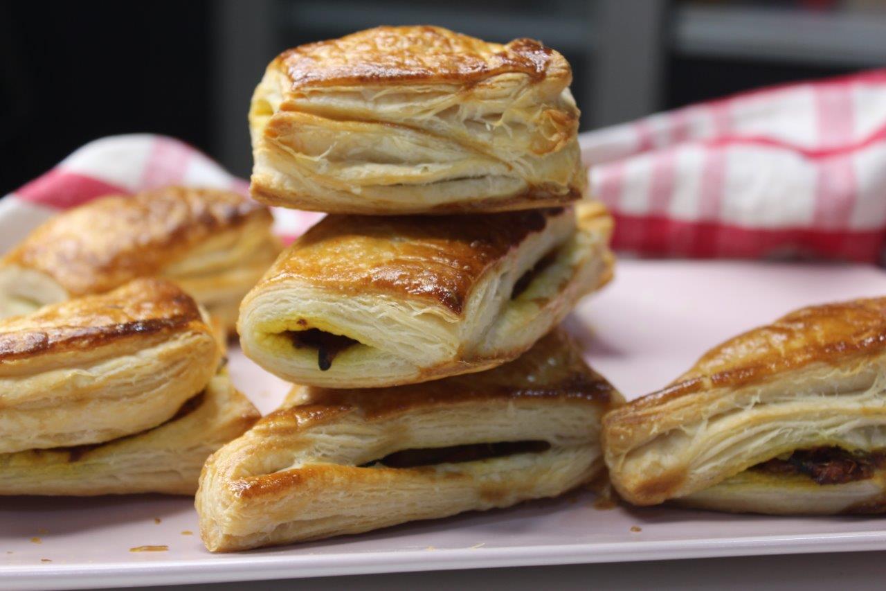 Veg Puff | Veg Puff Recipe | Vegetable Puffs Recipe