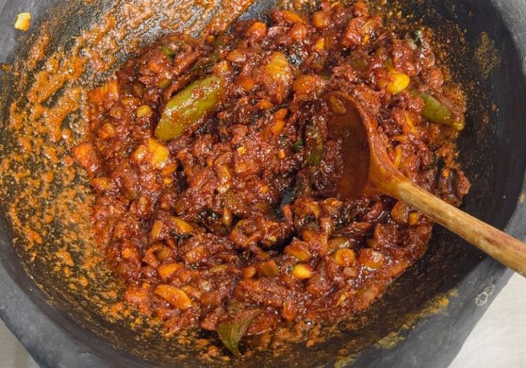Kerala Fish Curry Recipe | Nadan Meen Curry Recipe