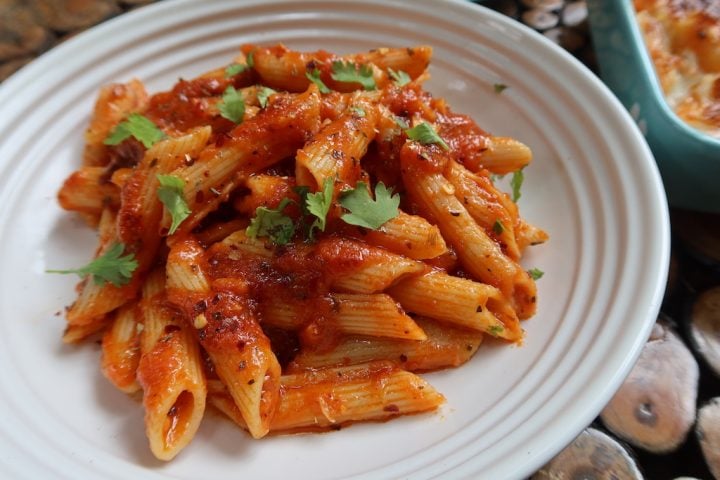 Red Sauce Pasta Recipe (Red Tomato Pasta)