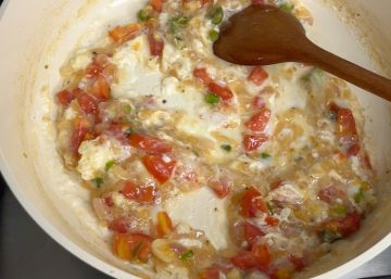 Chicken Egg Scramble Recipe | Scrambled Eggs with Chicken