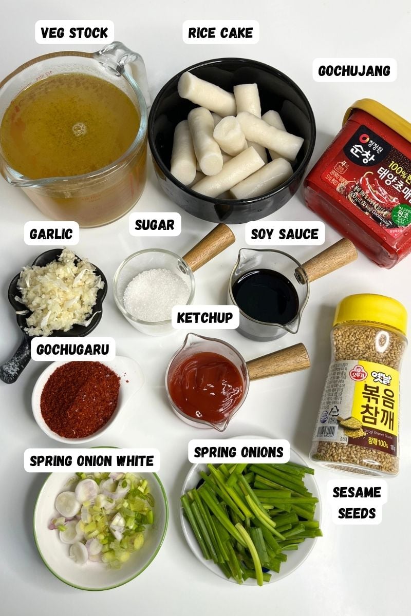 Tteokbokki Recipe (Spicy Korean Rice Cakes)
