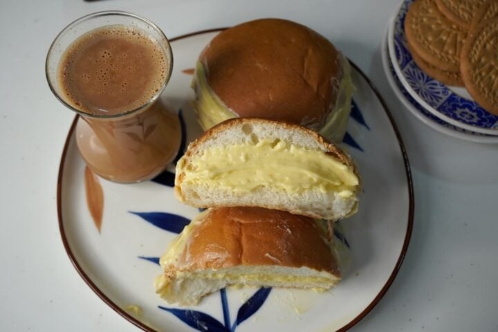 Bun Maska Recipe (Irani Maska Bun)