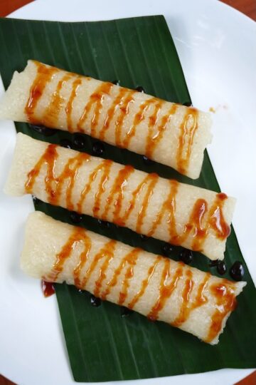 Filipino Suman Malagkit (Filipino Steamed Rice Cakes)